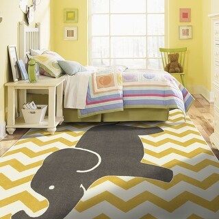 Uska Novelty 5' x 7' Nylon Stain Resistant Area Rug by Furniture of ...