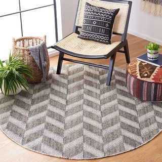 SAFAVIEH Handmade Kilim Verika Geometric Wool Rug - Bed Bath & Beyond ...