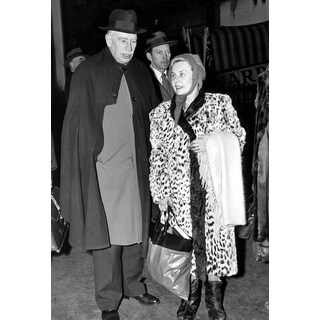 Lord John Mayard Keynes And His Wife Are Shown Arriving On The Queen ...