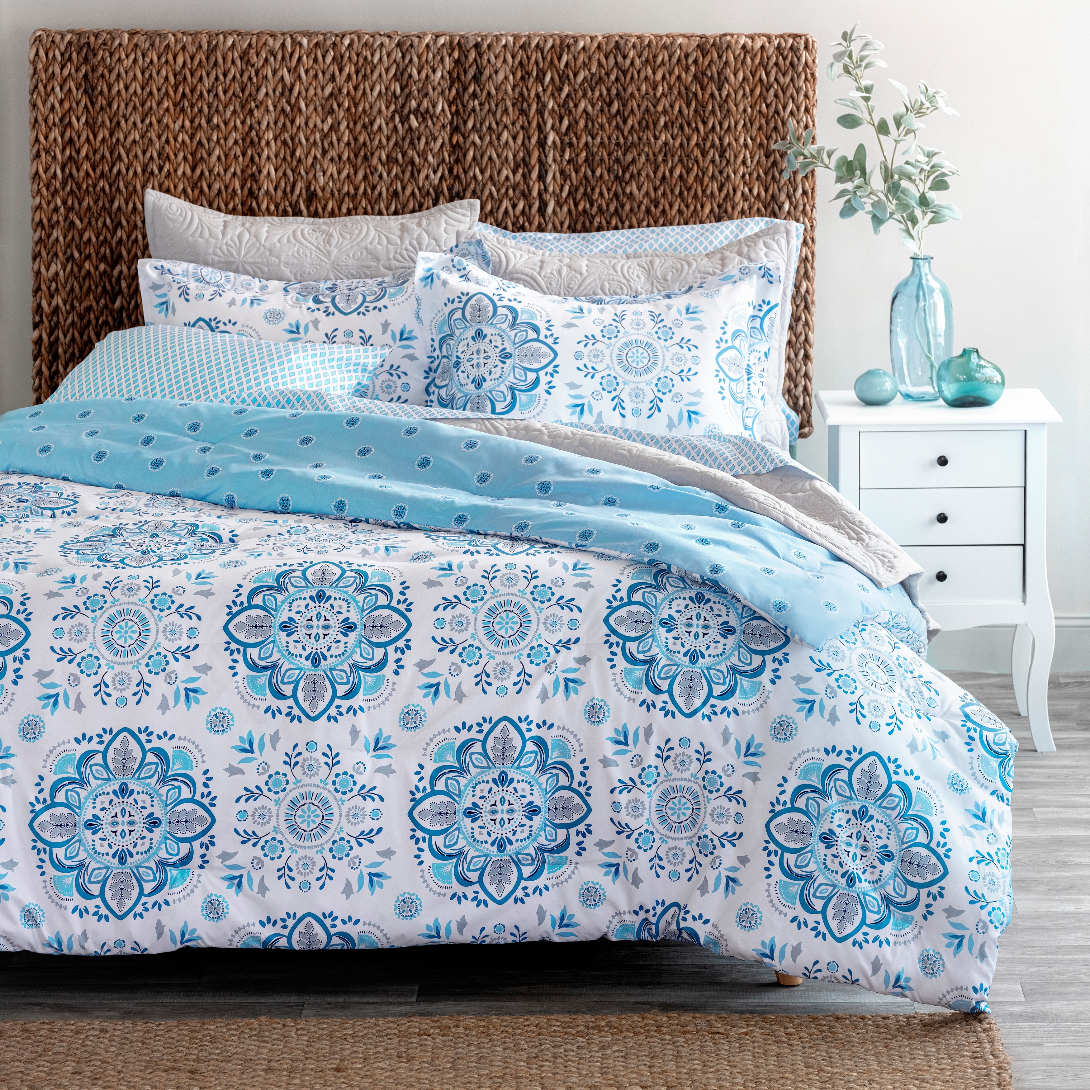 folk print bedding