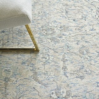 EXQUISITE RUGS Vista Hand-loomed Wool/Bamboo Silk Beige Area Rug. - Bed ...