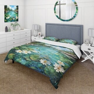 Designart "Canada Lakeside Tranquility I" Green Traditional - Bedding ...