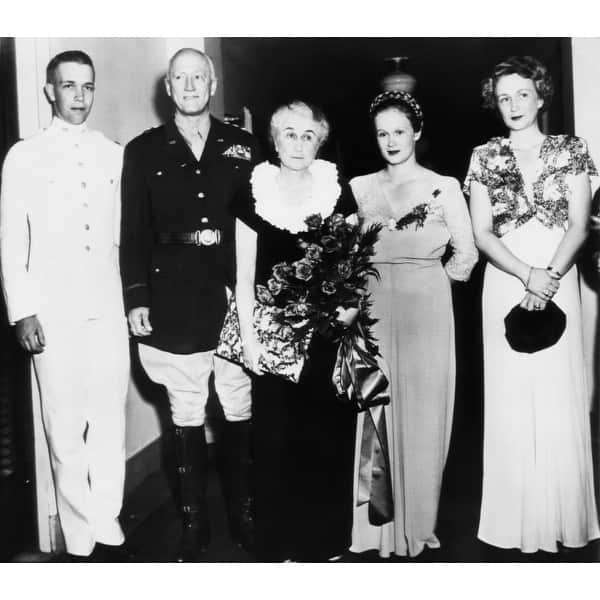 General Patton Reunited With His Family George S Patton Iii History ...