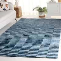 SAFAVIEH Hand-Tufted Ebony Eiliv Modern & Contemporary Wool Rug - Bed ...