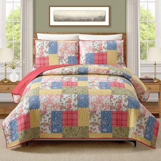 Farmhouse Florals Reversible Patchwork Printed Quilt Set - Bed Bath & Beyond - 42354984