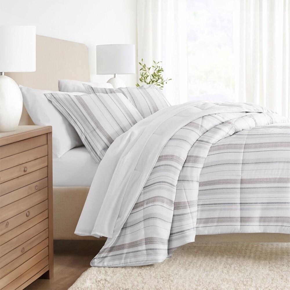 light grey patterned bedding