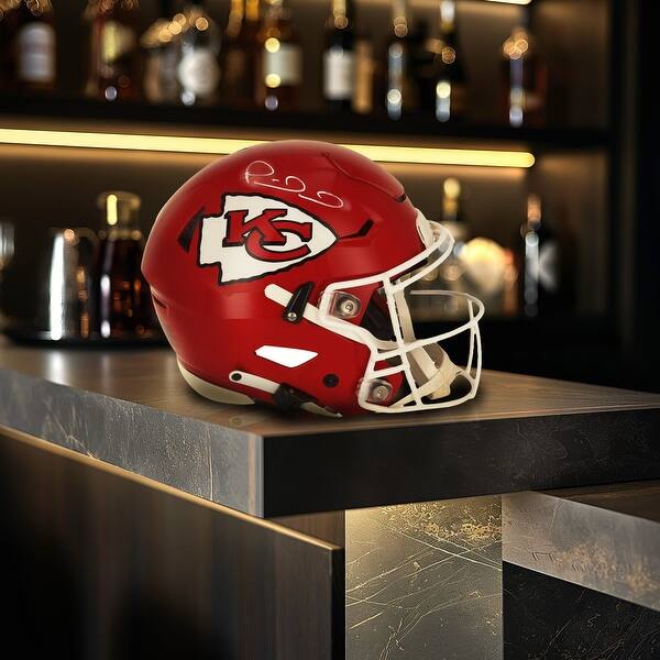 Patrick Mahomes Signed Kansas City Chiefs Full-Size Speed Helmet - Bed ...