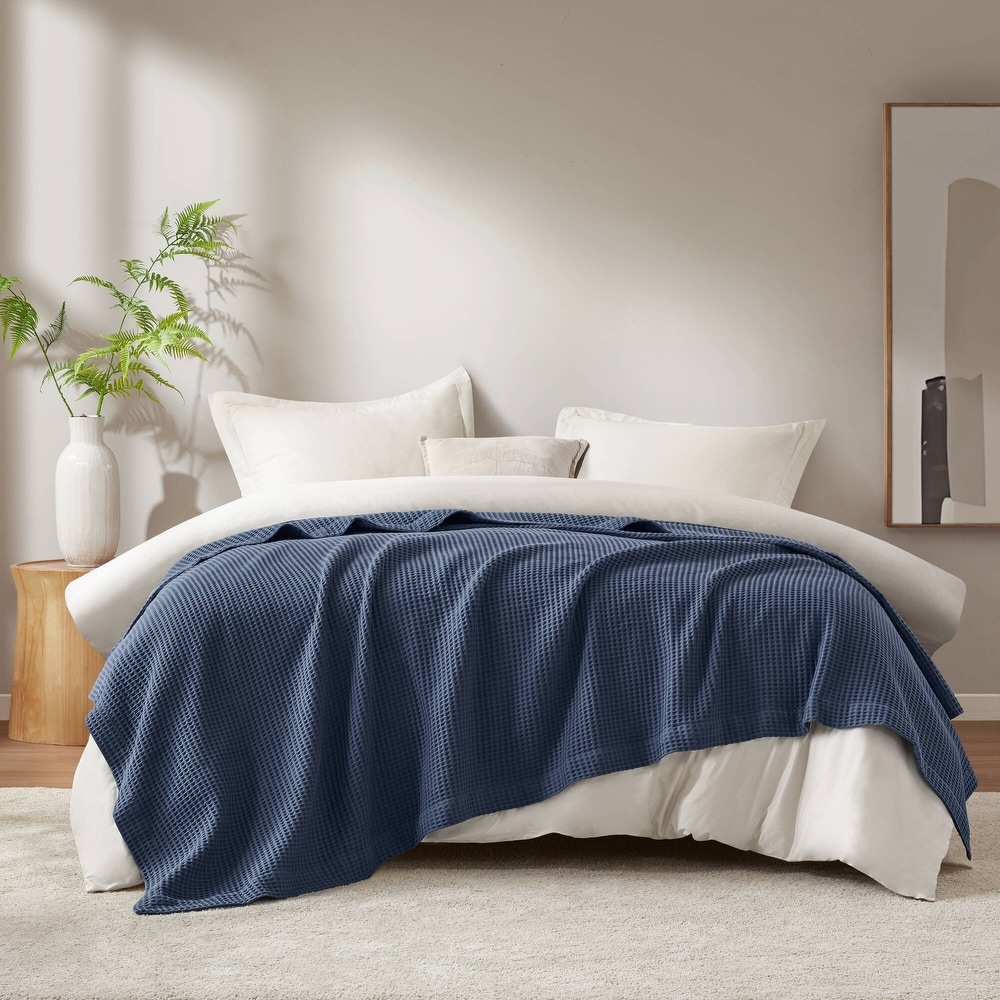 blue bed blankets
