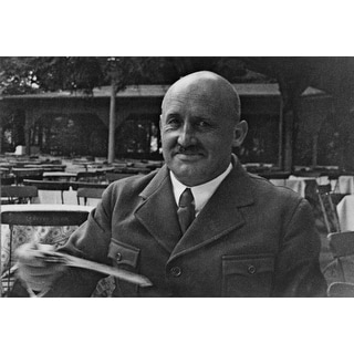 Julius Streicher History - Bed Bath & Beyond - 24402007