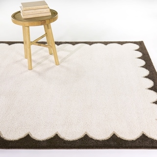 Dominique Scalloped Border Area Rug - Bed Bath & Beyond - 43012443