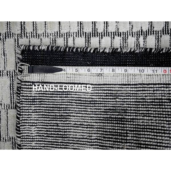 Shahbanu Rugs Anti-Flash White Hand Loomed Wool and Plant Based Silk ...