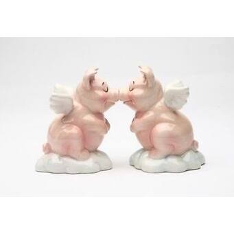 When Pigs Fly Hog Heaven Magnetic Salt & Pepper Shaker Set - Bed Bath ...