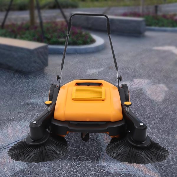 push sweeper outdoor