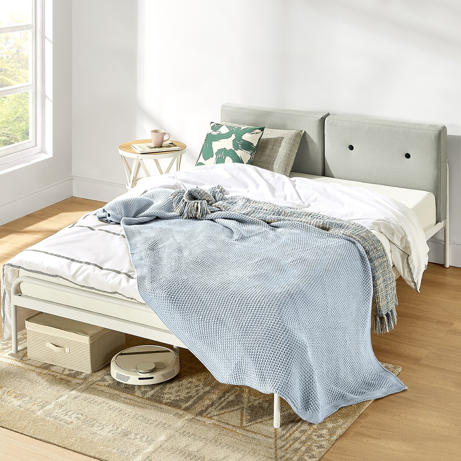 Maggie platform bed store