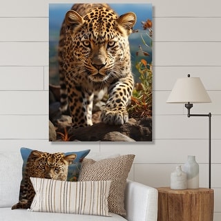 Designart "African Leopard Portrait II" Animals Leopard Wall Decor ...
