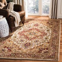 SAFAVIEH Handmade Classic Fae Traditional Oriental Wool Rug - On Sale ...