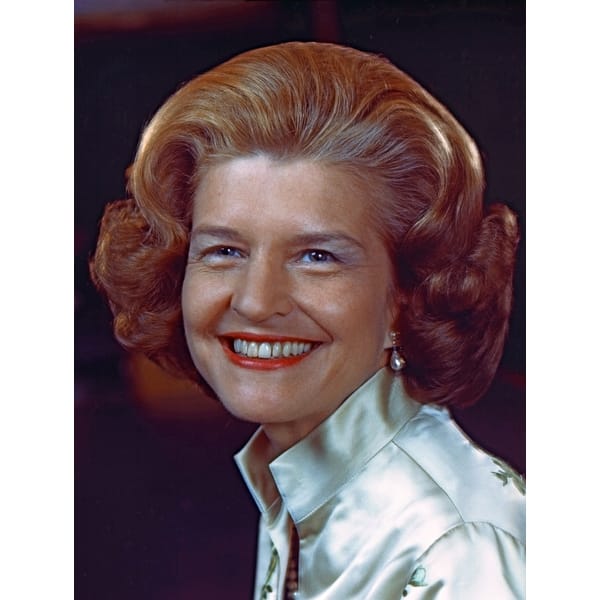 Official Portrait Of First Lady Betty Ford In The White House Treaty ...