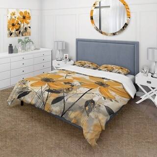 Designart "Yellow Marigold Blossom Burst 3" Marigold Bedding Cover Set ...
