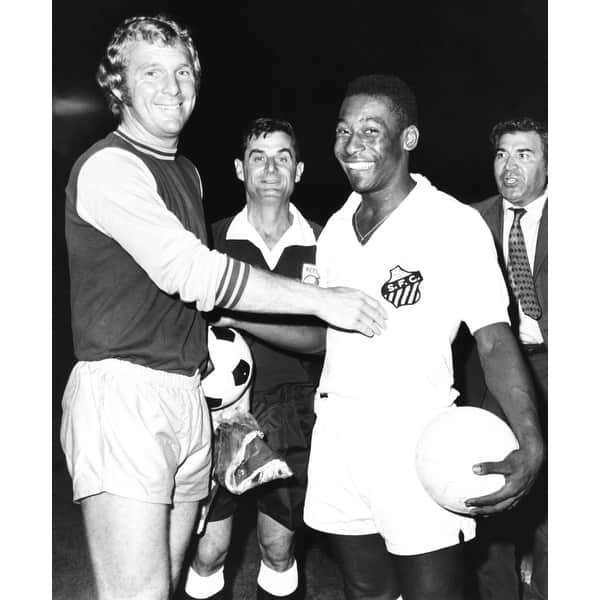 Pele Of Santos Of Brazil With Bobby Moore History - Bed Bath & Beyond ...