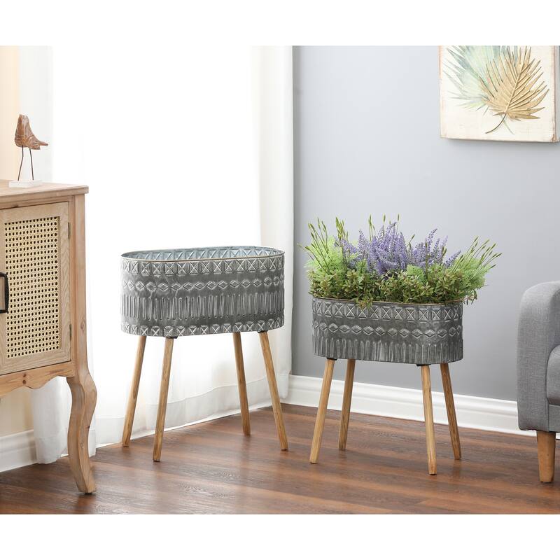 2-Piece Grey Metal Cachepot Planters - Overstock - 34401274