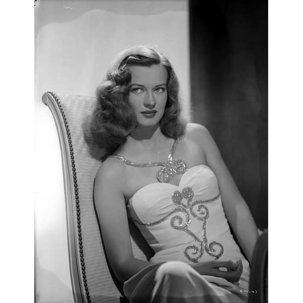 Osa Massen sitting and Leaning Pose Photo Print - Bed Bath & Beyond ...