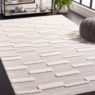 SAFAVIEH Trends Koprinka Geometric Rug - Bed Bath & Beyond - 36715091
