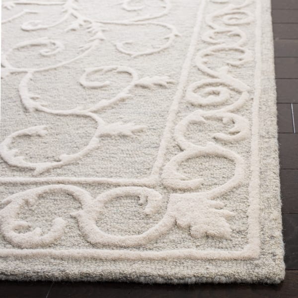 SAFAVIEH Handmade Micro-Loop Lizzie Wool Rug - On Sale - Bed Bath ...