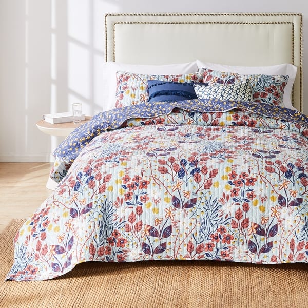 Barefoot Bungalow Perry Reversible Quilt Set - On Sale - Bed Bath ...