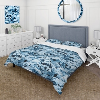 Designart "Arctic Camo Blizz" modern bedding covert set with 2 shams ...