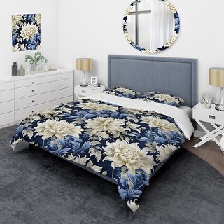 Designart "Astral Blue White Damask Radiance IV" Damask bed cover set ...