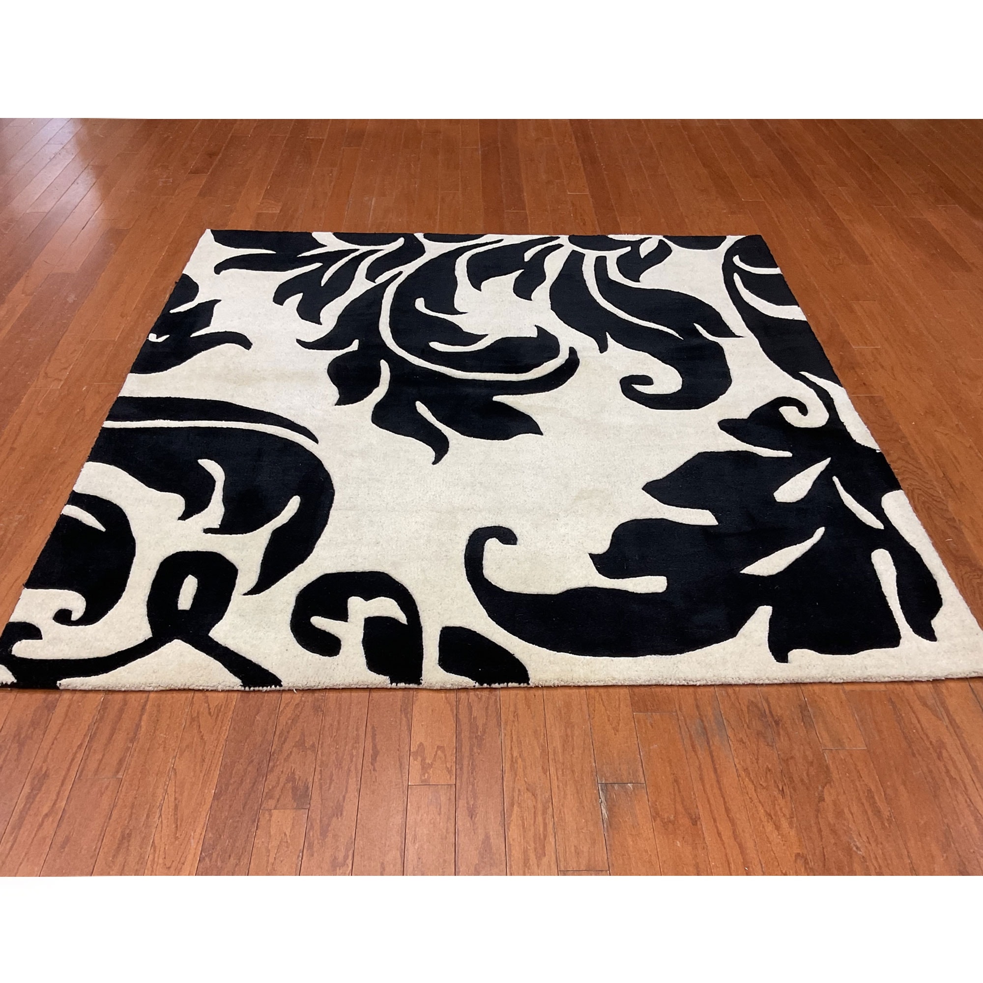 HERAT ORIENTAL Handmade 6x6 Tibetan Wool Rug - 6' x 6' - Bed Bath ...