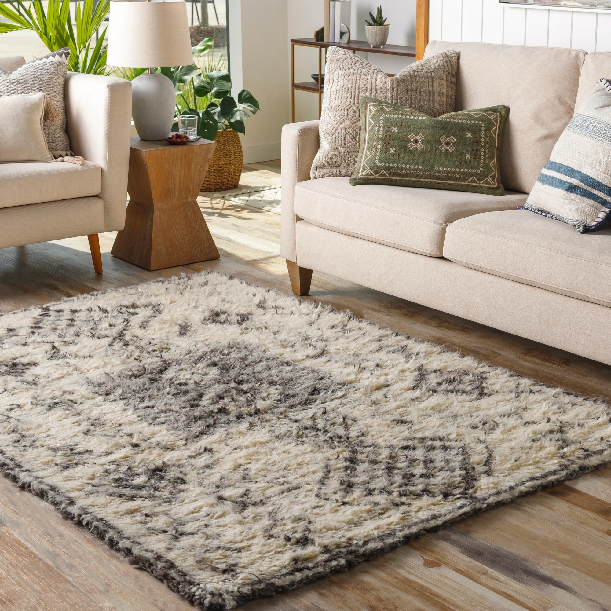 Jahleel Handmade Bohemian Diamond Wool Area Rug - Bed Bath & Beyond ...