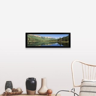 "Reflection of mountains in a lake, Haviland Lake, Hermosa Cliffs ...