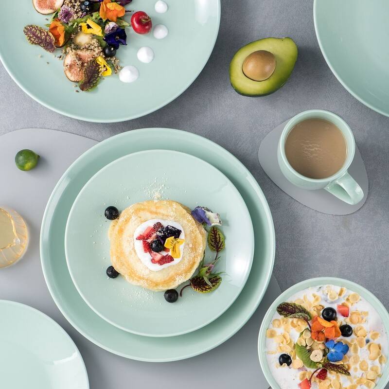 LOVECASA 16-Piece Porcelain Dinnerware Set (Service for 4) - Overstock ...