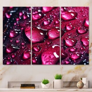 Designart "Red Rose with Raindrops VII" Raindrops Wall Decor Set - Bed ...