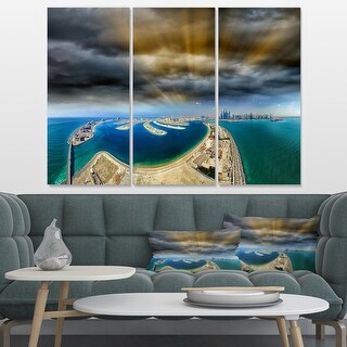 Designart "Dubai Jumeirah Palm Aerial View" Seascape Canvas Art Print ...