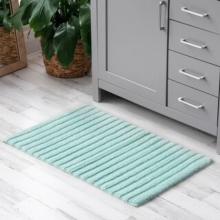 The Welhome Textured Bath Rug 21" x 34" - Bed Bath & Beyond - 33534092