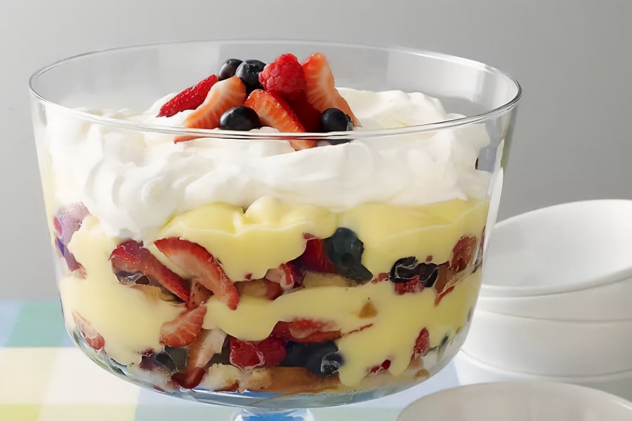 A Very Berry Trifle Recipe - Bed Bath & Beyond